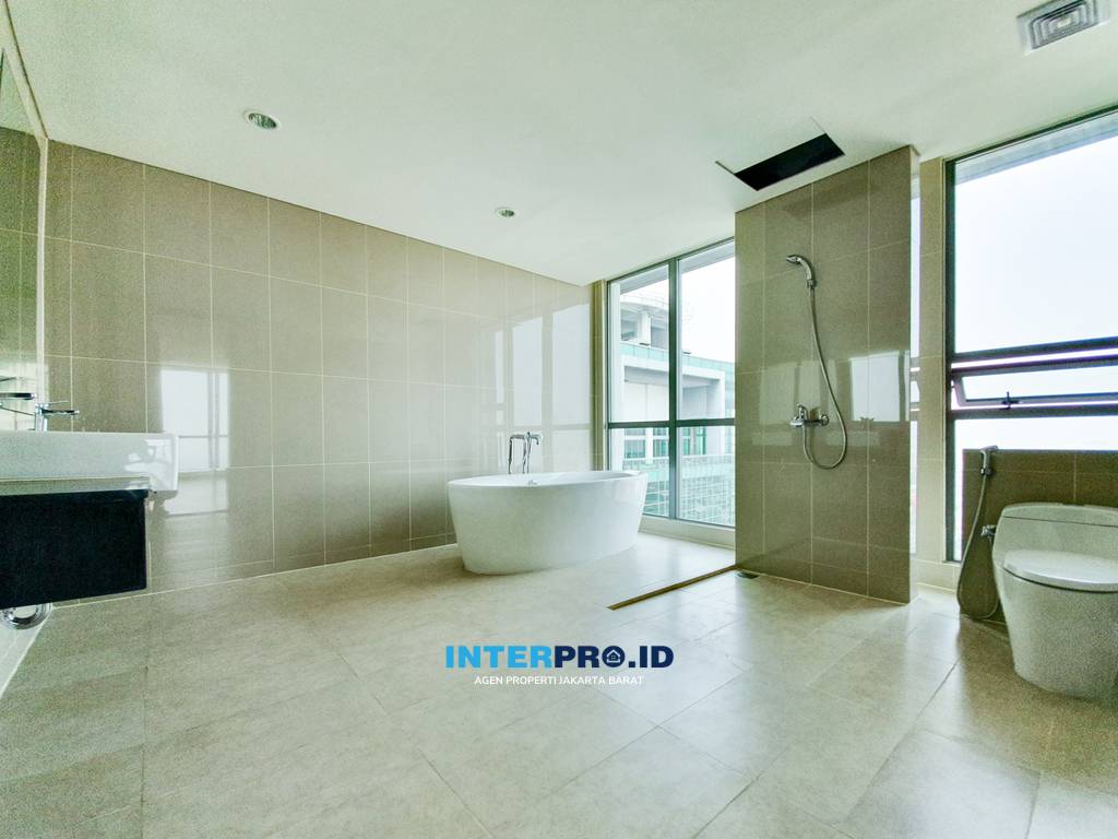 Apartemen Dijual Lippo Mall Puri St Moritz Tower New Ambassador