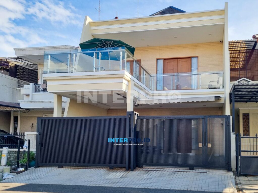 Rumah Cluster di Permata Buana Luas Tanah 144m2