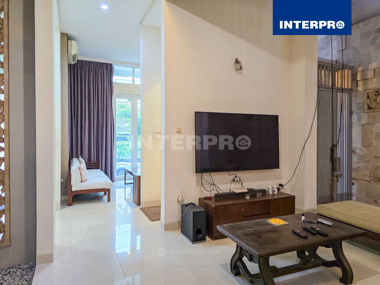 Rumah 3 Lantai Puri Indah Design Special - Luas 140m2