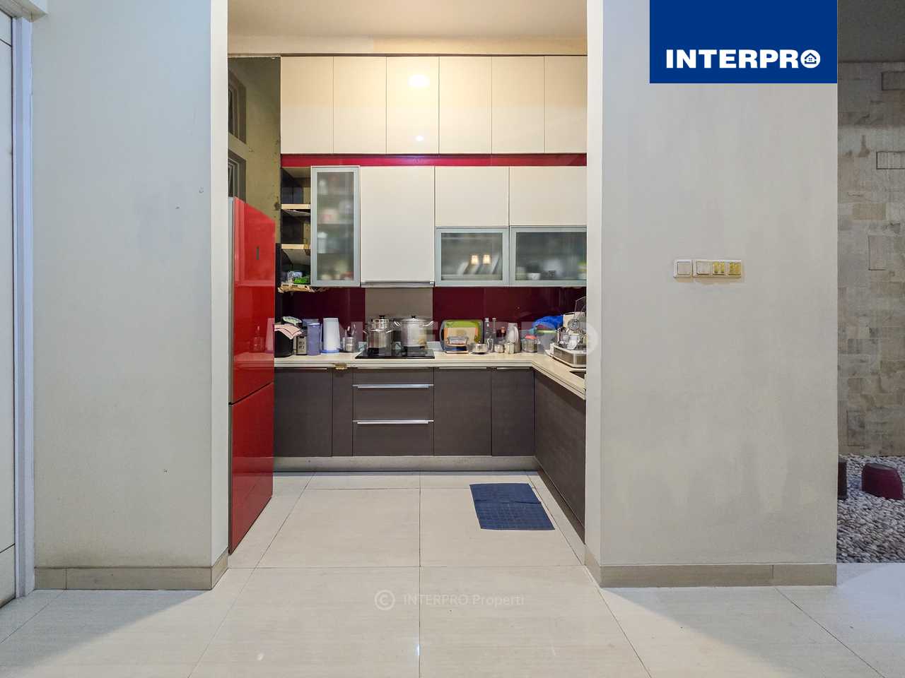 Rumah 3 Lantai Puri Indah Design Special - Luas 140m2