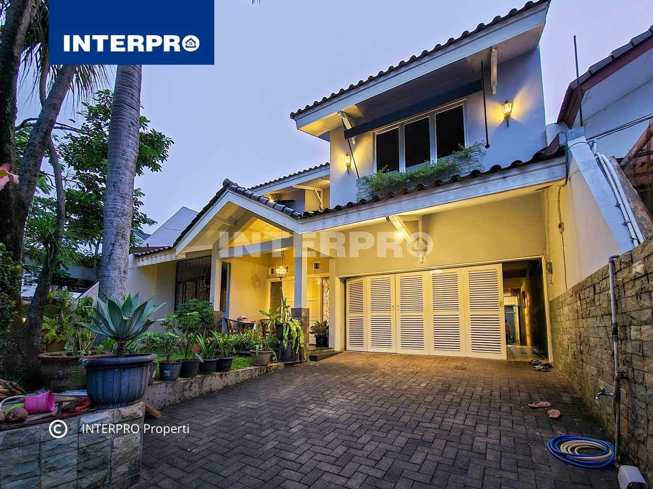 Rumah dijual Puri Indah Luas Tanah 330m2 | INTERPRO Properti